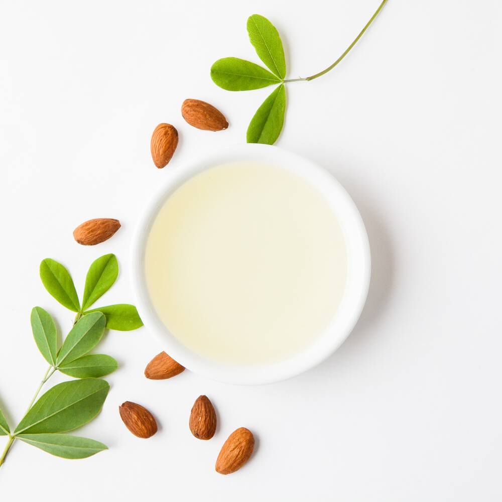 زيت لوز حلو معصور عالبارد Cold Pressed Sweet Almond oil - A2Z BEAUTY CO